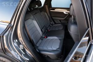 Grey Volkswagen Touareg 2023 in Riga, with an engine capacity of 3.00 L and mileage of 129 thousand km for 44900 €, photo 8 on AUTOMOTO.COM.LV
