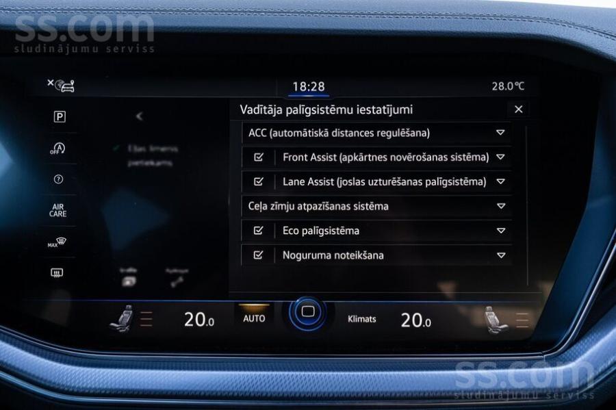 Grey Volkswagen Touareg 2023 in Riga, with an engine capacity of 3.00 L and mileage of 129 thousand km for 44900 €, photo 20 on AUTOMOTO.COM.LV