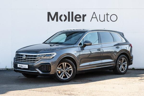 Pelēks Volkswagen Touareg 2023 Rīga, ar dzinēja tilpumu 3.00 L un nobraukumu 129 tūkst. km par 44900 €, foto 1 vietnē AUTOMOTO.COM.LV