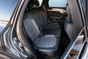 Grey Volkswagen Touareg 2023 in Riga, with an engine capacity of 3.00 L and mileage of 129 thousand km for 44900 €, photo 8 on AUTOMOTO.COM.LV