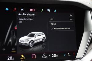 Pelēks Volkswagen Touareg 2024 Peetri, ar dzinēja tilpumu 3.00 L un nobraukumu 0 tūkst. km par 62900 €, foto 22 vietnē AUTOMOTO.COM.LV