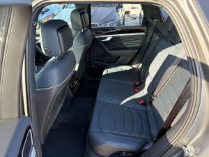 Grey Volkswagen Touareg 2024 in Vilnius, with an engine capacity of 3.00 L and mileage of 1 thousand km for 67990 €, photo 19 on AUTOMOTO.COM.LV