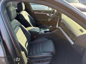 Grey Volkswagen Touareg 2024 in Vilnius, with an engine capacity of 3.00 L and mileage of 1 thousand km for 67990 €, photo 20 on AUTOMOTO.COM.LV