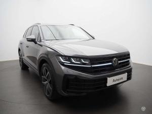 Pelēks Volkswagen Touareg 2024 Viļņa, ar dzinēja tilpumu 2.97 L un nobraukumu 18 tūkst. km par 59900 €, foto 4 vietnē AUTOMOTO.COM.LV