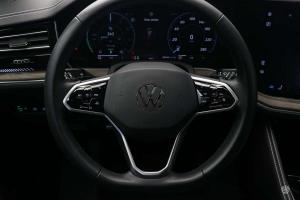 Pelēks Volkswagen Touareg 2024 Viļņa, ar dzinēja tilpumu 3.00 L un nobraukumu 65 tūkst. km par 55490 €, foto 21 vietnē AUTOMOTO.COM.LV