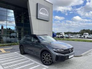 Grey Volkswagen Touareg 2024 in Vilnius, with an engine capacity of 2.97 L and mileage of 59 thousand km for 50250 €, photo  on AUTOMOTO.COM.LV