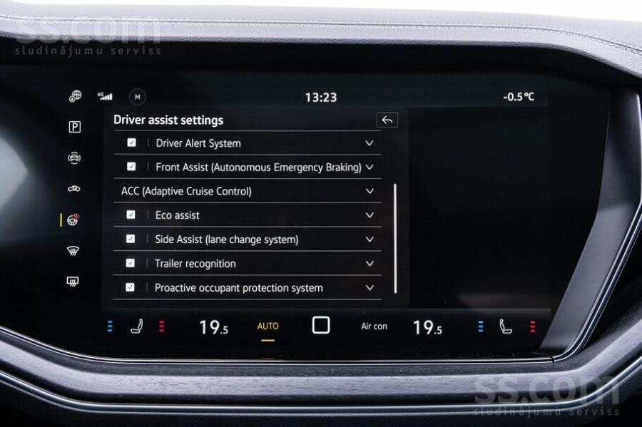Серый Фольксваген Туарег 2025 в Рига, объемом двигателя 3.00 л и пробегом 1 тыс. км за 80000 €, фото 10 на AUTOMOTO.COM.LV