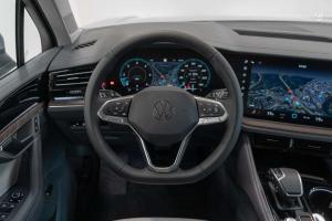 Pelēks Volkswagen Touareg 2025 Viļņa, ar dzinēja tilpumu 3.00 L un nobraukumu 41 tūkst. km par 55900 €, foto 11 vietnē AUTOMOTO.COM.LV