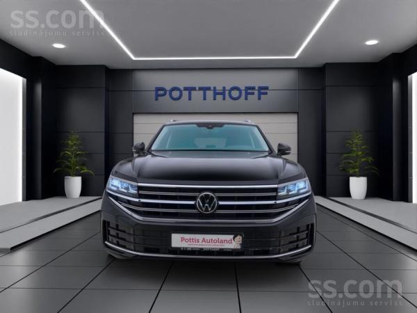 Pelēks Volkswagen Touareg 2025 Daugavpils, ar dzinēja tilpumu 3.00 L un nobraukumu 25 tūkst. km par 77700 €, foto 4 vietnē AUTOMOTO.COM.LV