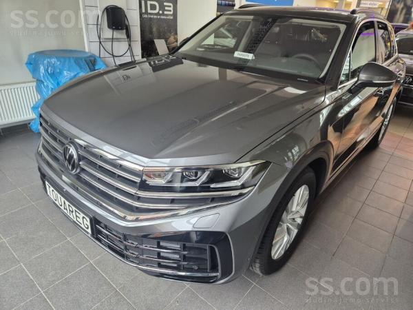 Pelēks Volkswagen Touareg 2025 Daugavpils, ar dzinēja tilpumu 3.00 L un nobraukumu 25 tūkst. km par 77700 €, foto 7 vietnē AUTOMOTO.COM.LV