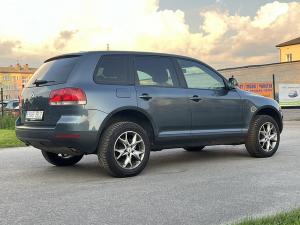 Pelēks Volkswagen Touareg 2004 Narva, ar dzinēja tilpumu 2.50 L un nobraukumu 355 tūkst. km par 1499 €, foto 8 vietnē AUTOMOTO.COM.LV