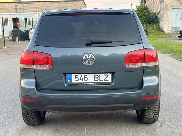 Pelēks Volkswagen Touareg 2004 Narva, ar dzinēja tilpumu 2.50 L un nobraukumu 355 tūkst. km par 1499 €, foto 8 vietnē AUTOMOTO.COM.LV