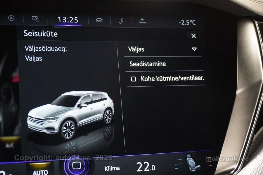 Pelēks Volkswagen Touareg 2023 Tallina, ar dzinēja tilpumu 3.00 L un nobraukumu 106 tūkst. km par 47900 €, foto 22 vietnē AUTOMOTO.COM.LV