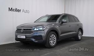 Grey Volkswagen Touareg 2023 in Tallinn, with an engine capacity of 3.00 L and mileage of 100 thousand km for 45900 €, photo  on AUTOMOTO.COM.LV