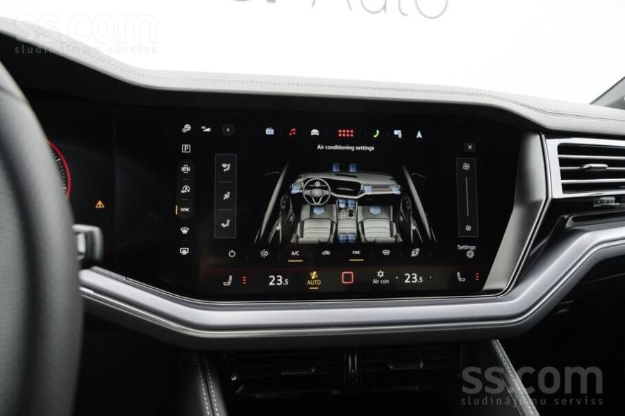 Volkswagen Touareg 2025 in Riga, with an engine capacity of 3.00 L and mileage of 24 thousand km for 63500 €, photo 21 on AUTOMOTO.COM.LV