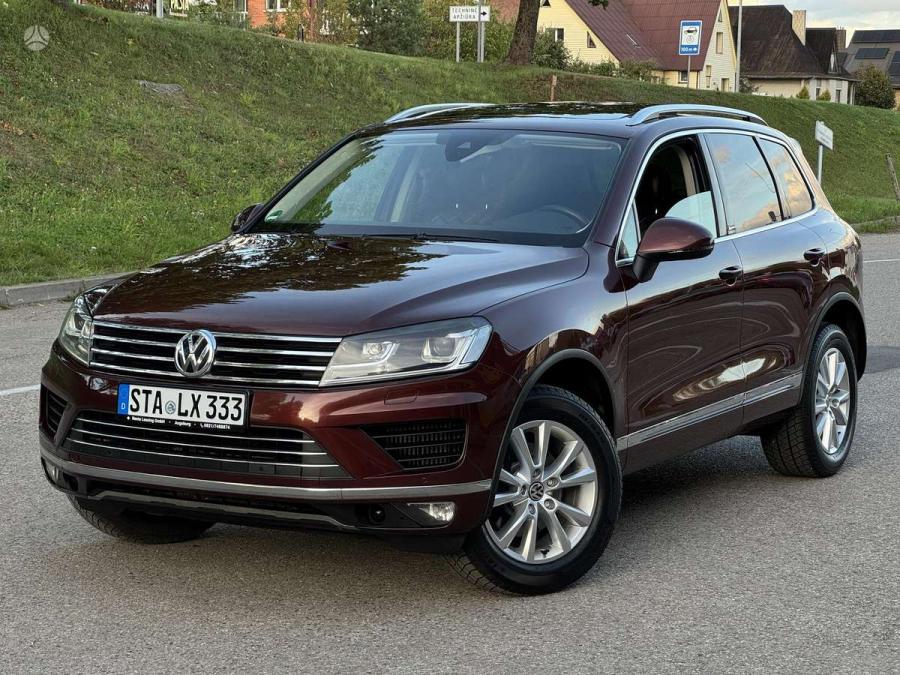 Sarkans Volkswagen Touareg 2017 Jonava, ar dzinēja tilpumu 3.00 L un nobraukumu 247 tūkst. km par 15999 €, foto 4 vietnē AUTOMOTO.COM.LV