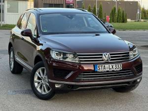 Sarkans Volkswagen Touareg 2017 Jonava, ar dzinēja tilpumu 3.00 L un nobraukumu 247 tūkst. km par 15999 €, foto 15 vietnē AUTOMOTO.COM.LV