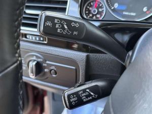 Sarkans Volkswagen Touareg 2017 Jonava, ar dzinēja tilpumu 3.00 L un nobraukumu 247 tūkst. km par 15999 €, foto 39 vietnē AUTOMOTO.COM.LV