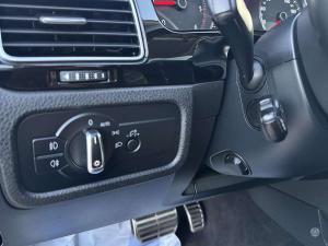 Sarkans Volkswagen Touareg 2017 Jonava, ar dzinēja tilpumu 3.00 L un nobraukumu 247 tūkst. km par 15999 €, foto 45 vietnē AUTOMOTO.COM.LV
