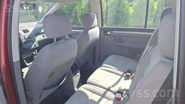 Sarkans Volkswagen Touareg 2005 Rīga, ar dzinēja tilpumu 1.90 L un nobraukumu 384 tūkst. km par 350 €, foto 6 vietnē AUTOMOTO.COM.LV