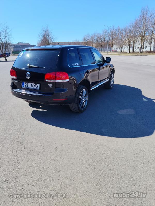 Volkswagen Touareg 2005 Tallina, ar dzinēja tilpumu 3.00 L un nobraukumu 371 tūkst. km par 4800 €, foto 4 vietnē AUTOMOTO.COM.LV