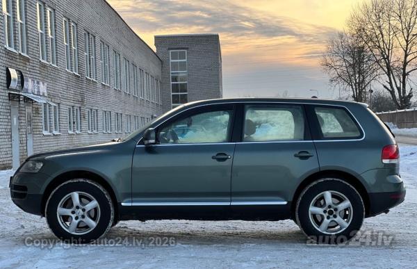 Volkswagen Touareg 2006 in Narva, with an engine capacity of 3.00 L and mileage of 303 thousand km for 2999 €, photo 7 on AUTOMOTO.COM.LV