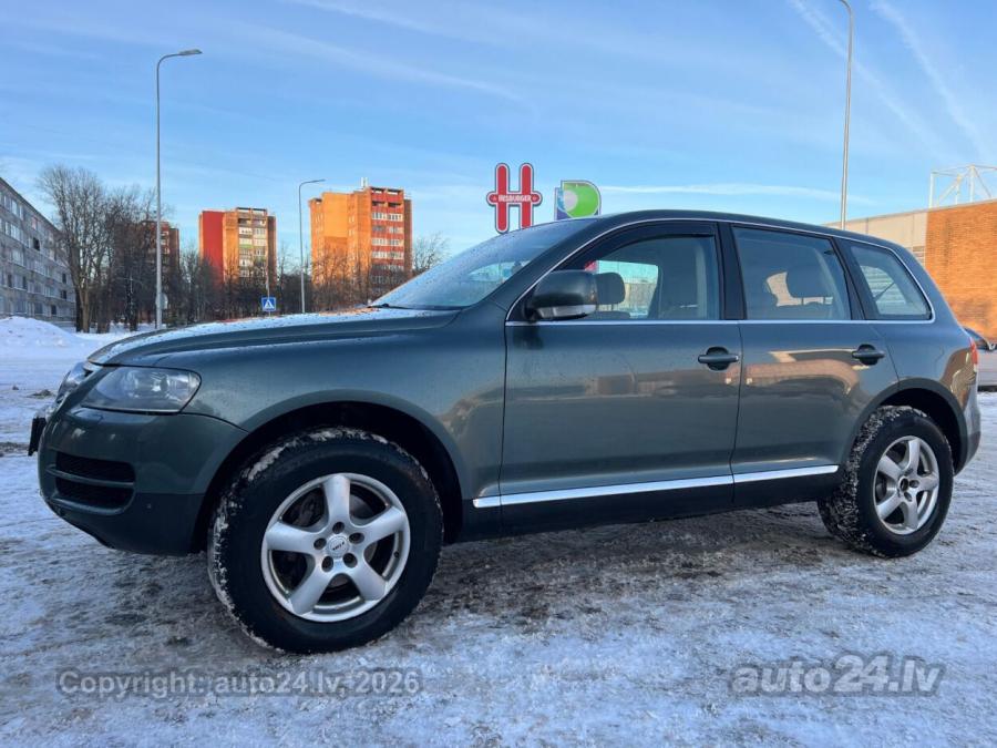 Volkswagen Touareg 2006 in Narva, with an engine capacity of 3.00 L and mileage of 303 thousand km for 2999 €, photo 12 on AUTOMOTO.COM.LV