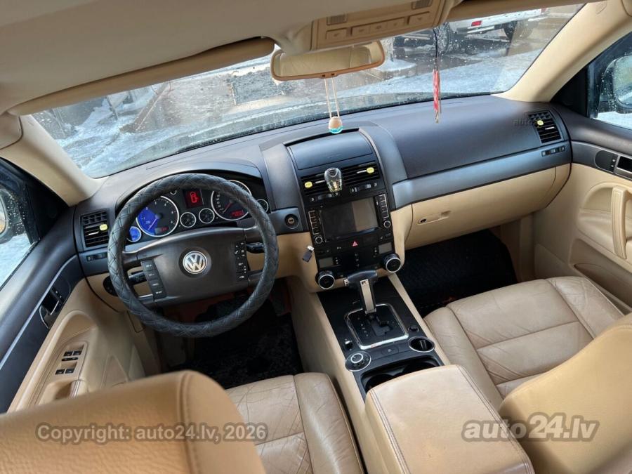 Volkswagen Touareg 2006 in Narva, with an engine capacity of 3.00 L and mileage of 303 thousand km for 2999 €, photo 22 on AUTOMOTO.COM.LV