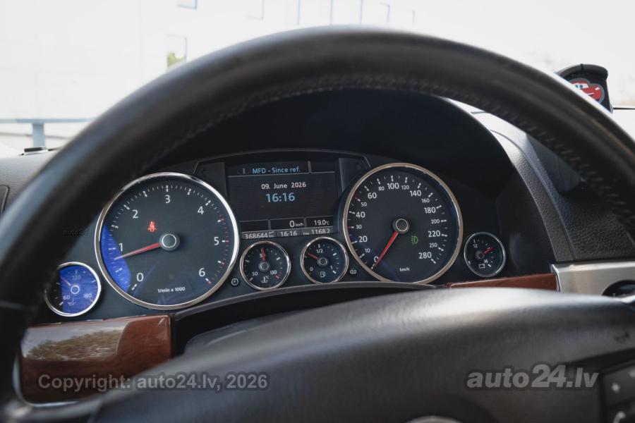 Volkswagen Touareg 2008 Tartu, ar dzinēja tilpumu 3.00 L un nobraukumu 369 tūkst. km par 5499 €, foto 17 vietnē AUTOMOTO.COM.LV