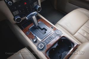 Volkswagen Touareg 2008 Tartu, ar dzinēja tilpumu 3.00 L un nobraukumu 369 tūkst. km par 5499 €, foto 19 vietnē AUTOMOTO.COM.LV