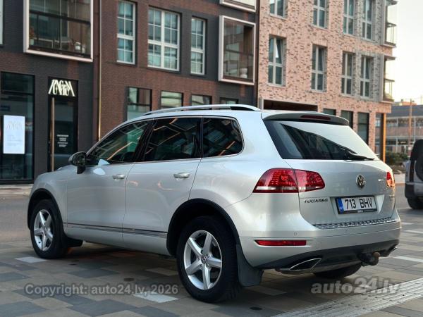 Volkswagen Touareg 2013 Tallina, ar dzinēja tilpumu 3.00 L un nobraukumu 389 tūkst. km par 9000 €, foto 7 vietnē AUTOMOTO.COM.LV