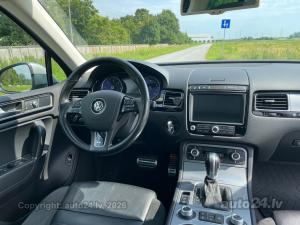 Volkswagen Touareg 2015 Tallina, ar dzinēja tilpumu 3.00 L un nobraukumu 196 tūkst. km par 18200 €, foto 9 vietnē AUTOMOTO.COM.LV
