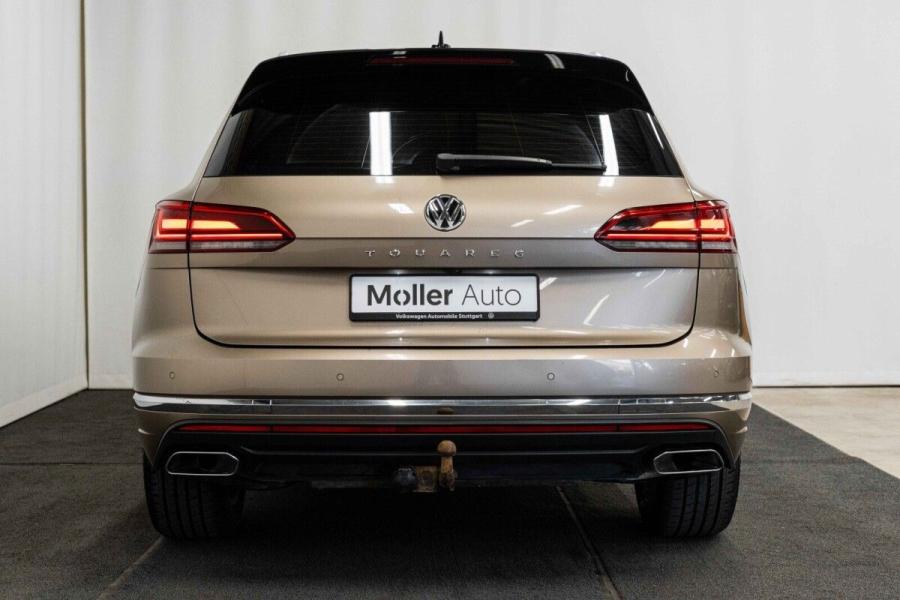 Volkswagen Touareg 2018 in Tallinn, with an engine capacity of 3.00 L and mileage of 194 thousand km for 29900 €, photo 6 on AUTOMOTO.COM.LV