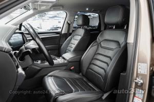Volkswagen Touareg 2018 in Tallinn, with an engine capacity of 3.00 L and mileage of 194 thousand km for 29900 €, photo 15 on AUTOMOTO.COM.LV