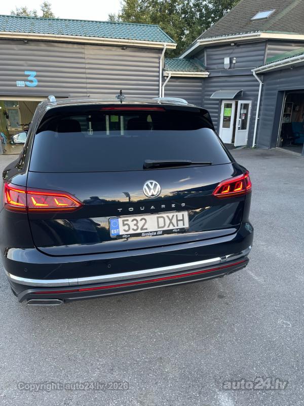 Violets Volkswagen Touareg 2019 Tallina, ar dzinēja tilpumu 3.00 L un nobraukumu 180 tūkst. km par 36700 €, foto 5 vietnē AUTOMOTO.COM.LV