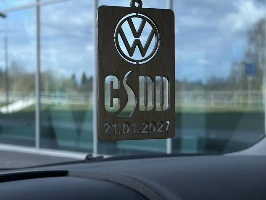 White Volkswagen Touareg 2007 in Rezekne, with an engine capacity of 3.00 L and mileage of 349 thousand km for 5995 €, photo 21 on AUTOMOTO.COM.LV