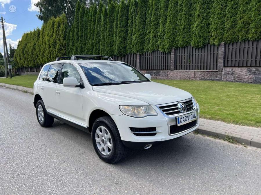 Balts Volkswagen Touareg 2007 Viļņa, ar dzinēja tilpumu 3.19 L un nobraukumu 325 tūkst. km par 3350 €, foto 7 vietnē AUTOMOTO.COM.LV