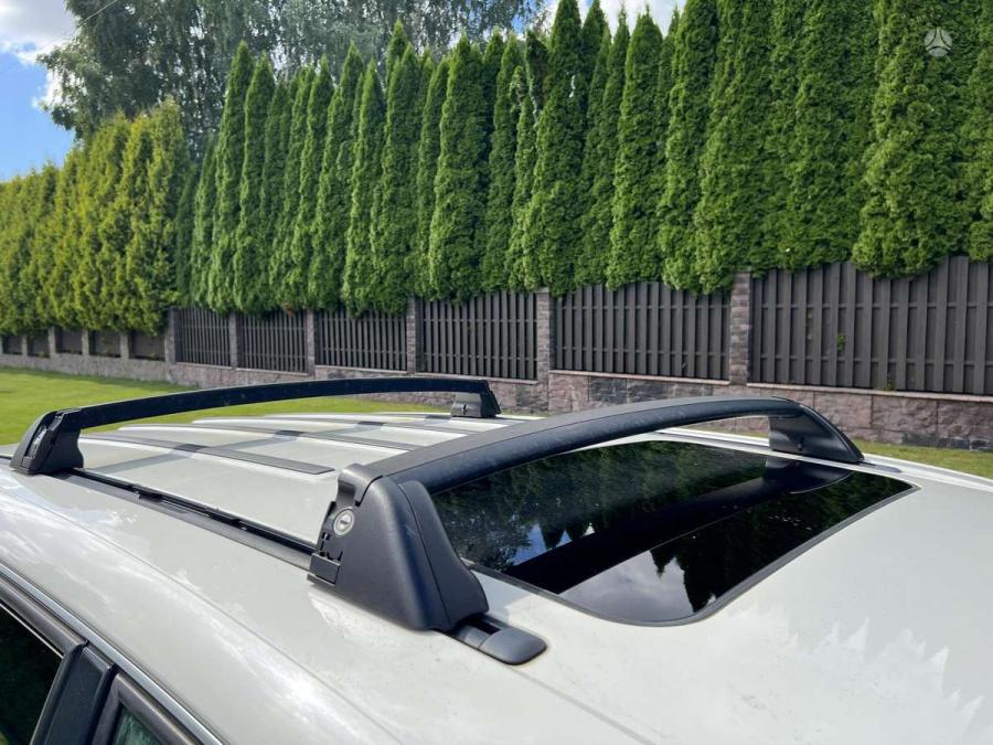 Balts Volkswagen Touareg 2007 Viļņa, ar dzinēja tilpumu 3.19 L un nobraukumu 325 tūkst. km par 3350 €, foto 10 vietnē AUTOMOTO.COM.LV