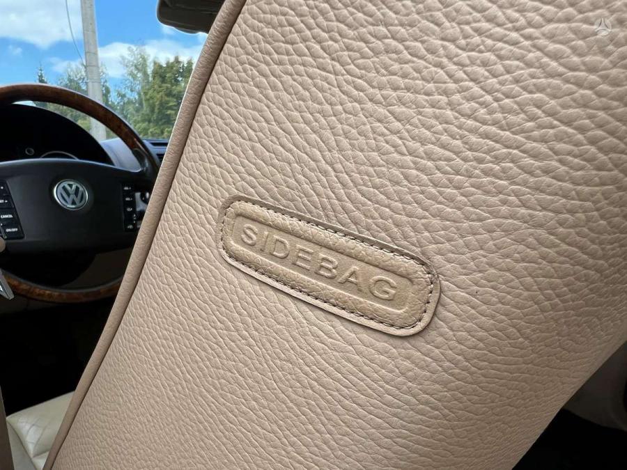 Balts Volkswagen Touareg 2007 Viļņa, ar dzinēja tilpumu 3.19 L un nobraukumu 325 tūkst. km par 3350 €, foto 23 vietnē AUTOMOTO.COM.LV