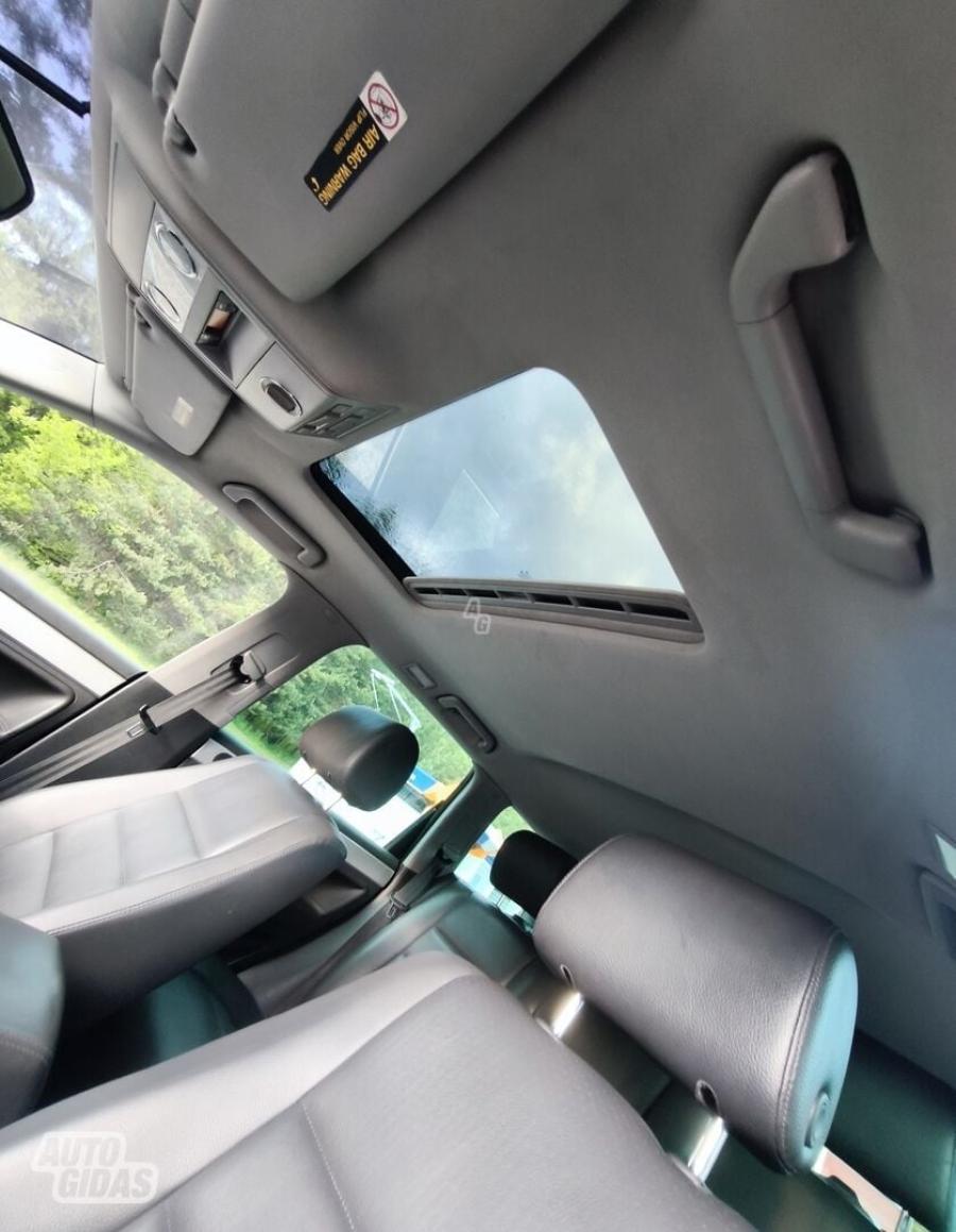 Balts Volkswagen Touareg 2008 Varėna, ar dzinēja tilpumu 3.60 L un nobraukumu 322 tūkst. km par 3100 €, foto 12 vietnē AUTOMOTO.COM.LV