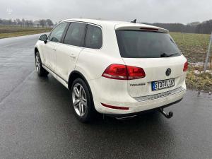 Balts Volkswagen Touareg 2010 Kauņa, ar dzinēja tilpumu 2.97 L un nobraukumu 270 tūkst. km par 8850 €, foto 9 vietnē AUTOMOTO.COM.LV