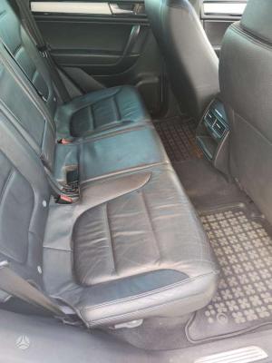 Balts Volkswagen Touareg 2010 Šauļi, ar dzinēja tilpumu 2.97 L un nobraukumu 202 tūkst. km par 10200 €, foto 11 vietnē AUTOMOTO.COM.LV