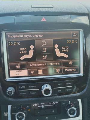 Белый Фольксваген Туарег 2010 в Шяуляй, объемом двигателя 2.97 л и пробегом 202 тыс. км за 10200 €, фото 9 на AUTOMOTO.COM.LV
