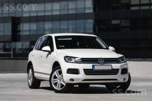 Balts Volkswagen Touareg 2011 Rīga, ar dzinēja tilpumu 3.00 L un nobraukumu 295 tūkst. km par 11100 €, foto 7 vietnē AUTOMOTO.COM.LV