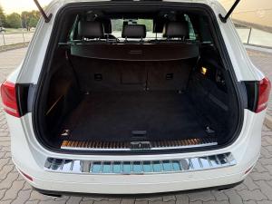 White Volkswagen Touareg 2011 in Panevezys, with an engine capacity of 2.97 L and mileage of 197 thousand km for 11200 €, photo 16 on AUTOMOTO.COM.LV