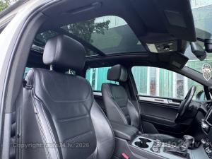 Balts Volkswagen Touareg 2011 Tallina, ar dzinēja tilpumu 3.00 L un nobraukumu 269 tūkst. km par 9350 €, foto 15 vietnē AUTOMOTO.COM.LV