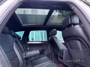 Balts Volkswagen Touareg 2011 Tallina, ar dzinēja tilpumu 3.00 L un nobraukumu 269 tūkst. km par 9350 €, foto 16 vietnē AUTOMOTO.COM.LV