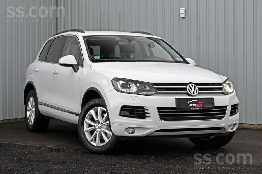 Balts Volkswagen Touareg 2012 Ogre, ar dzinēja tilpumu 3.00 L un nobraukumu 277 tūkst. km par 11700 €, foto 3 vietnē AUTOMOTO.COM.LV