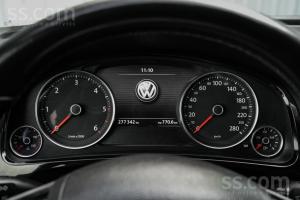 Balts Volkswagen Touareg 2012 Ogre, ar dzinēja tilpumu 3.00 L un nobraukumu 277 tūkst. km par 11700 €, foto 11 vietnē AUTOMOTO.COM.LV