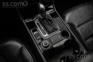 Balts Volkswagen Touareg 2012 Ogre, ar dzinēja tilpumu 3.00 L un nobraukumu 277 tūkst. km par 11700 €, foto 14 vietnē AUTOMOTO.COM.LV